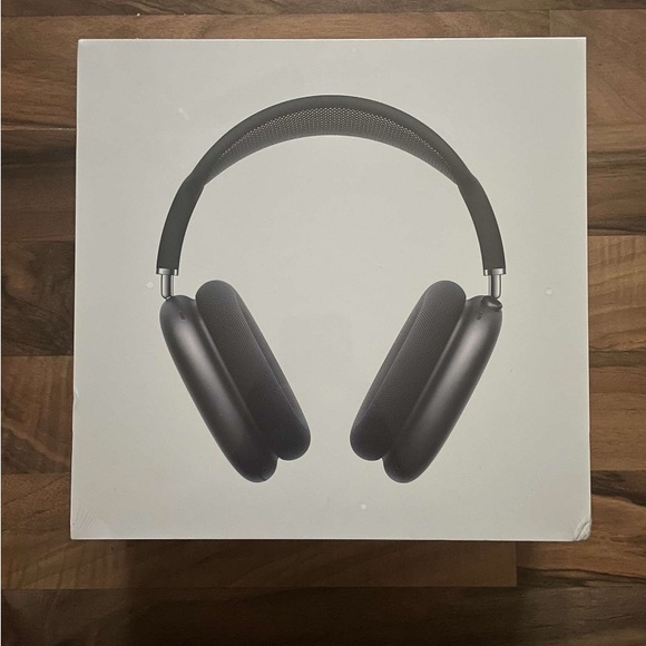 Apple | Headphones | Apple Overear Headphones Black | Poshmark